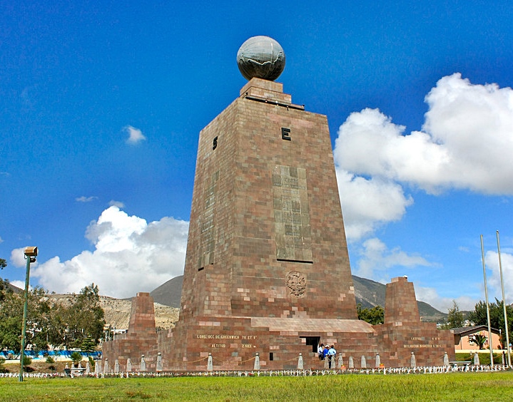 Equator Marker – suemtravels